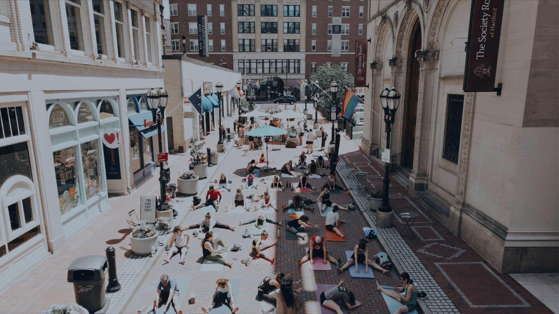 Hartford's Pratt Street lines up events all weekend long - Pratt St